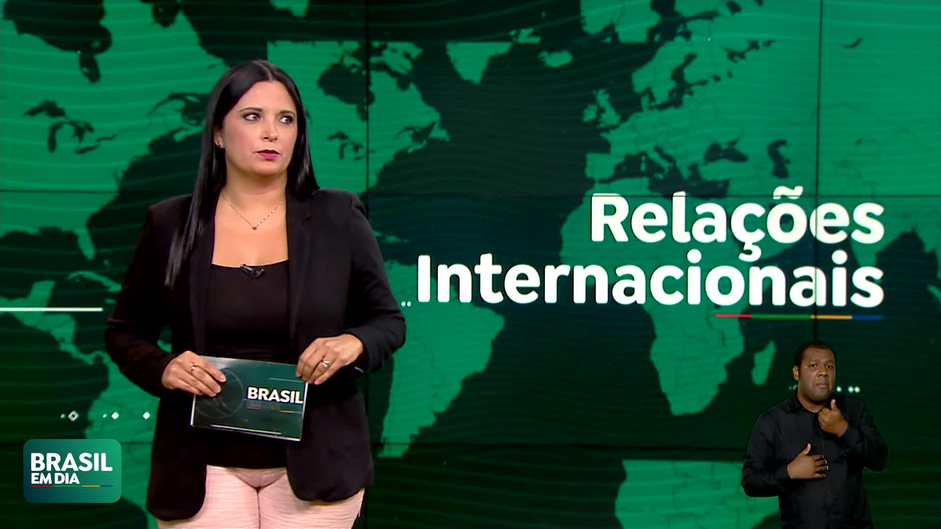 Brasil em Dia - 15/02/24 - Completo — Canal Gov